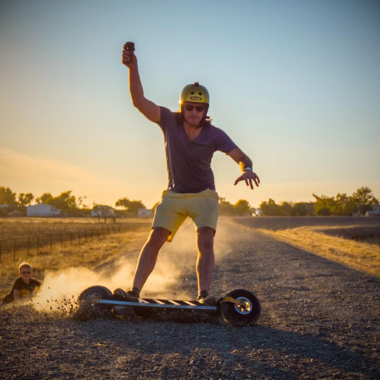 Experience Freedom: SPEEDBOARD, The Two-Wheel Electric Skateboard with ...