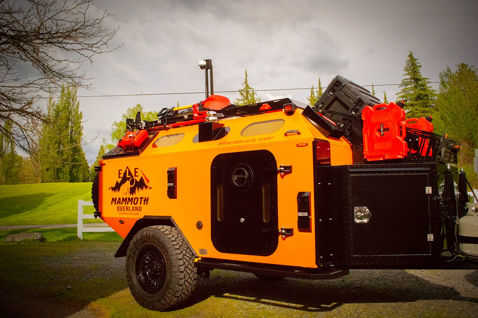 Mammoth Overland ELE: The Extinction Level Event Camper Trailer ...