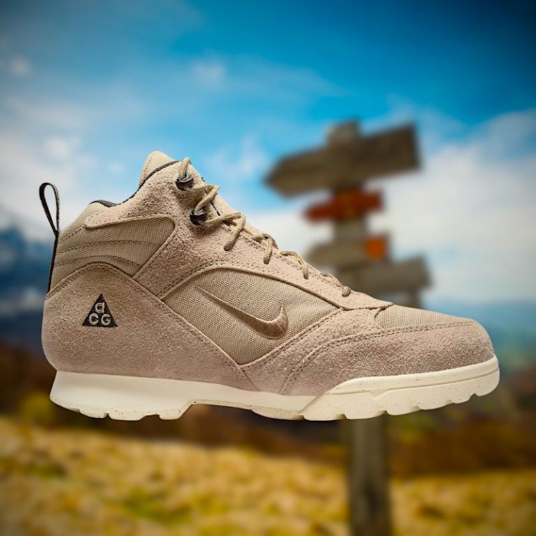 Gravity Jet Suit Takes on Gravity - GrumpyFoot