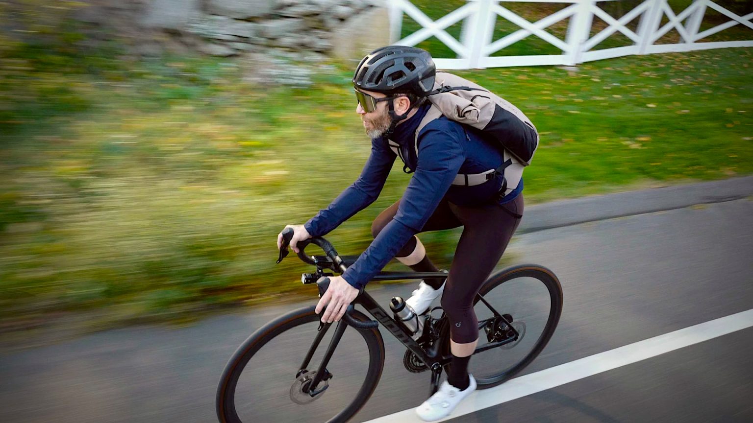 Velocio Riding Pack – 25L to 35L Roll-Top Bag for Serious Cyclists ...